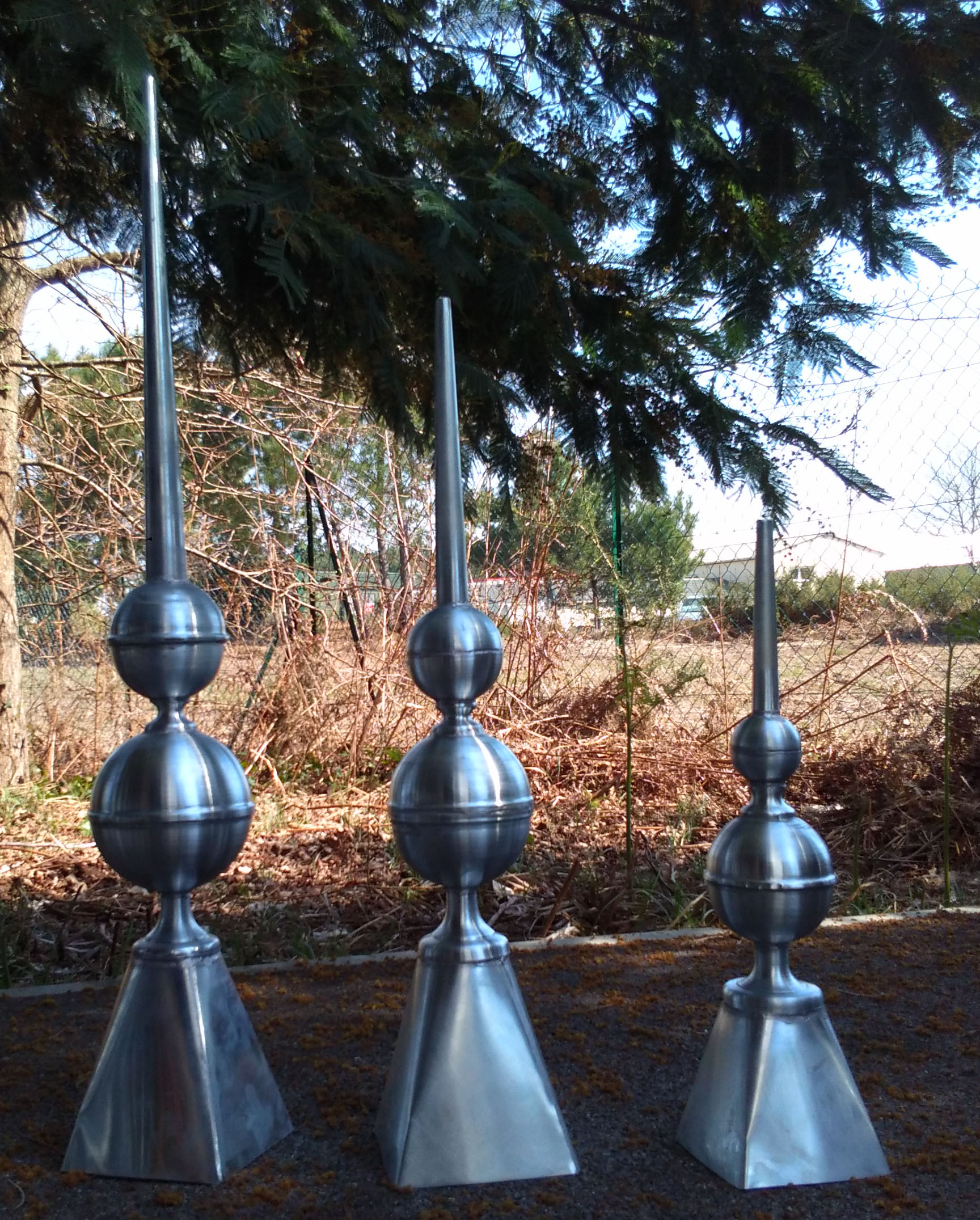 Girouettes/épis/faîtages | Ornements de toiture zinc, fabrication ...